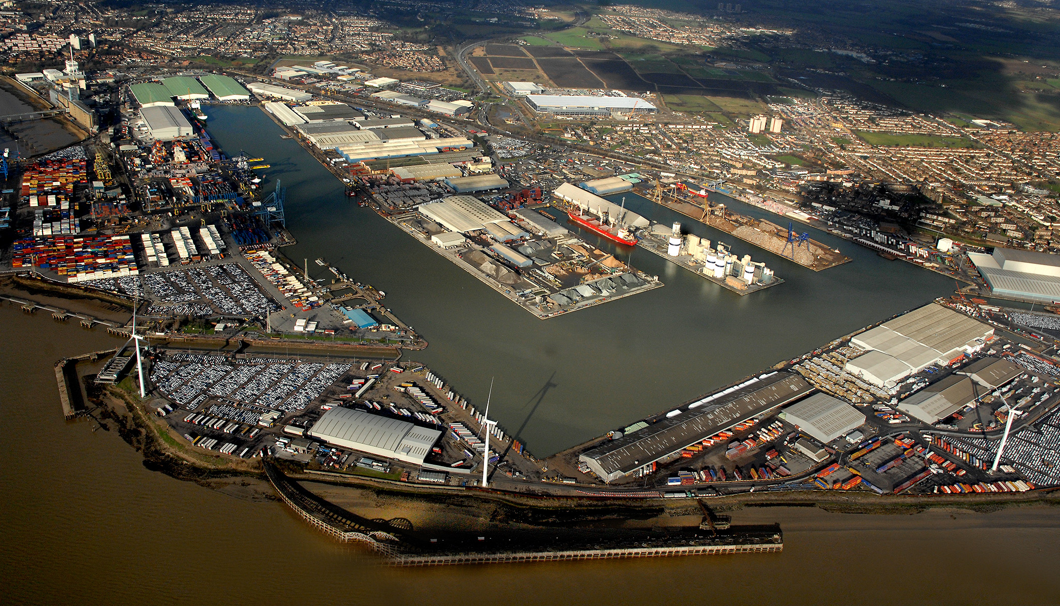 Tarmac and Forth Ports create construction materials terminal | Logistics Manager