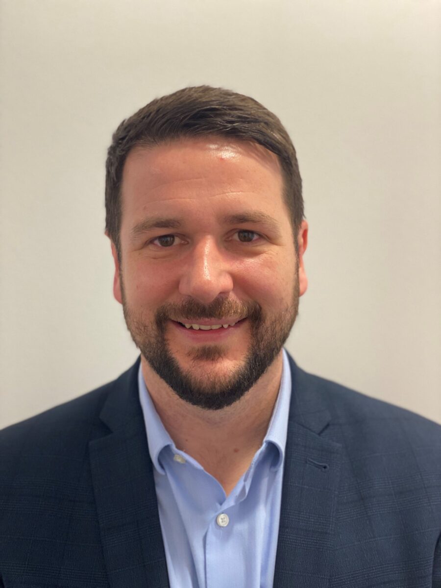 Smart supply chain director at JLL EMEA industrial and logistics ...