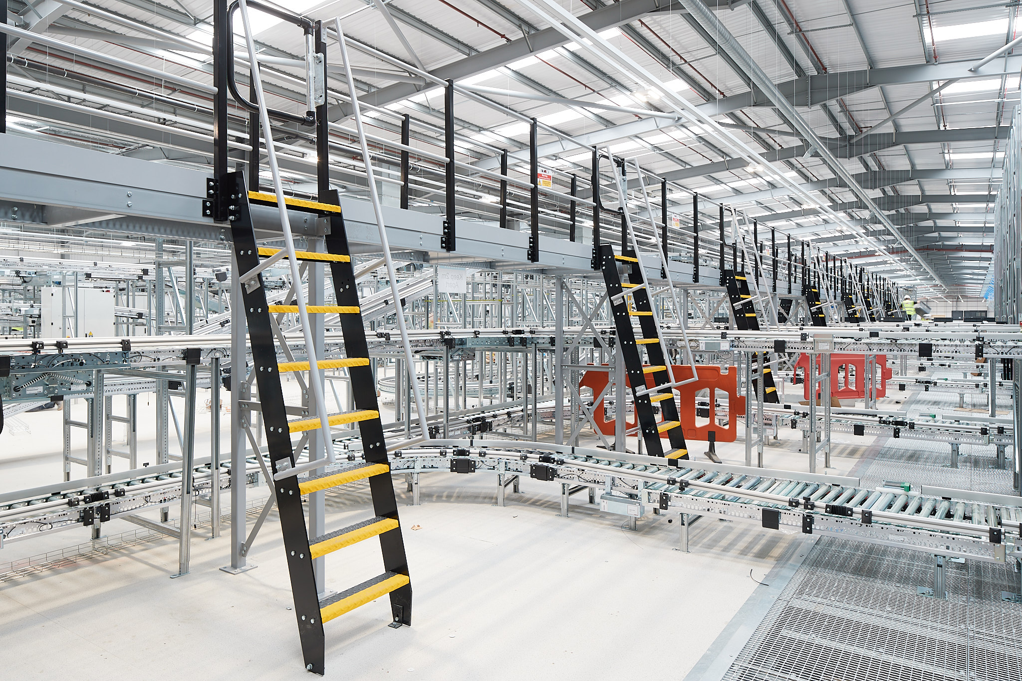 VF begins operations at its new fulfilment centre | Logistics Manager