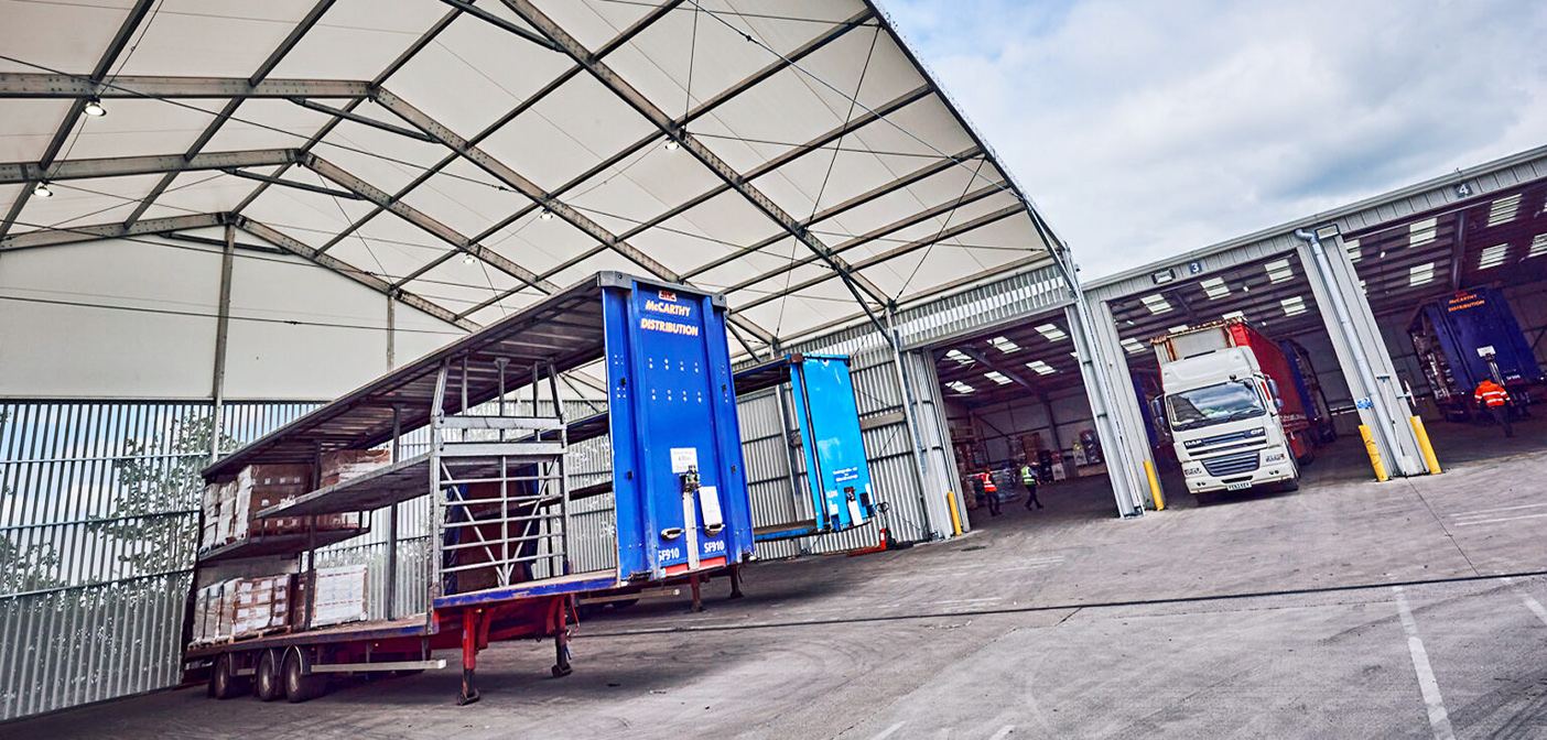 IntraLogisteX exhibitor Spaciotemo installs industrial loading canopy ...