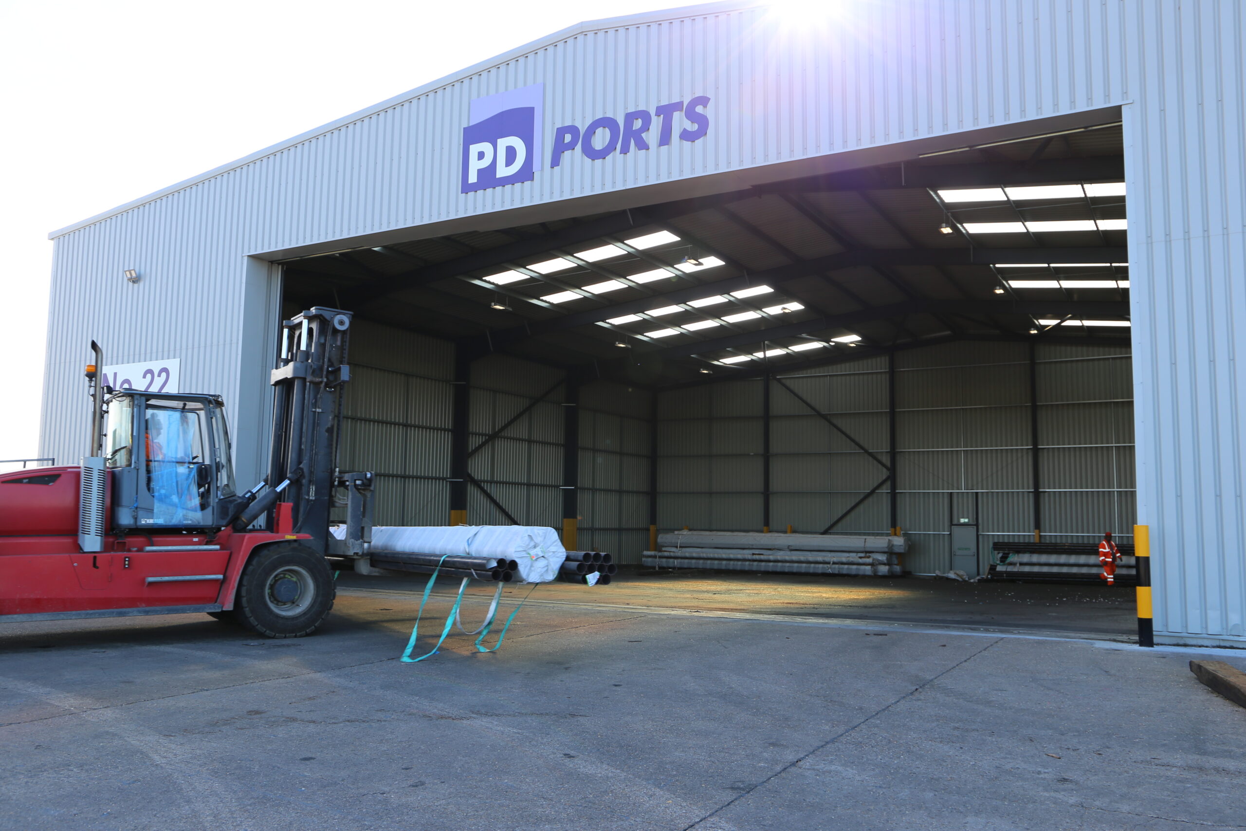 PD Ports unveils new quayside warehouse at Groveport | Logistics Manager