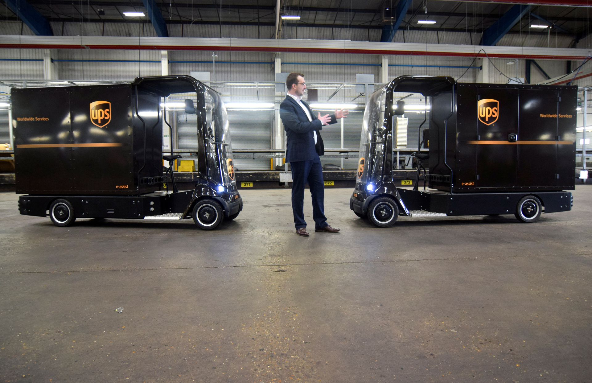 UPS is trialling new electric quad bike for city deliveries | Logistics ...