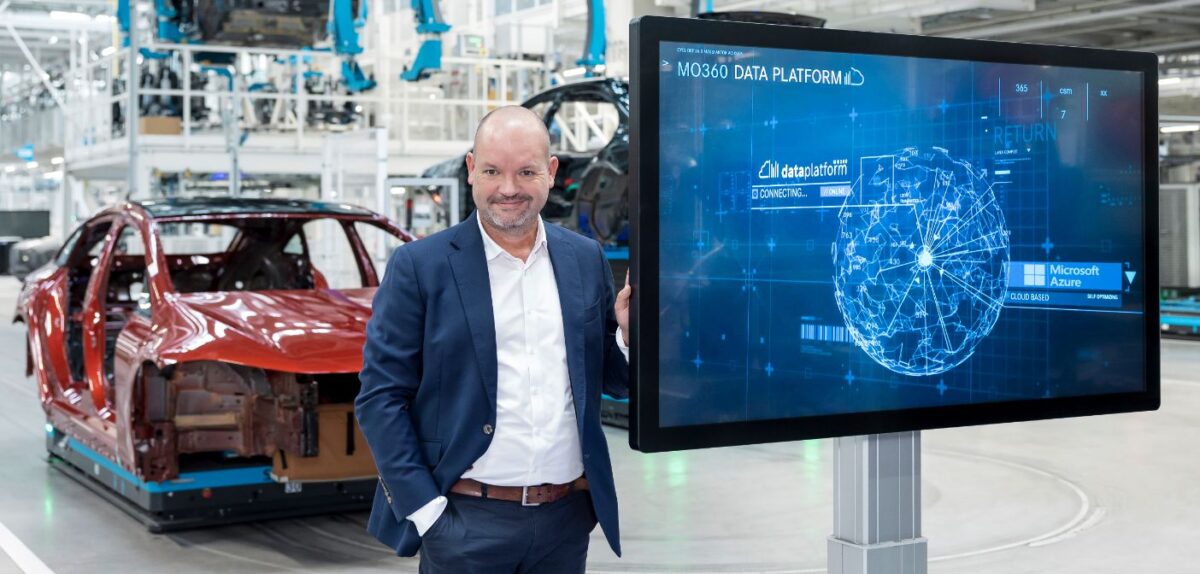 Mercedes-Benz and Microsoft collaborate on new data platform ...