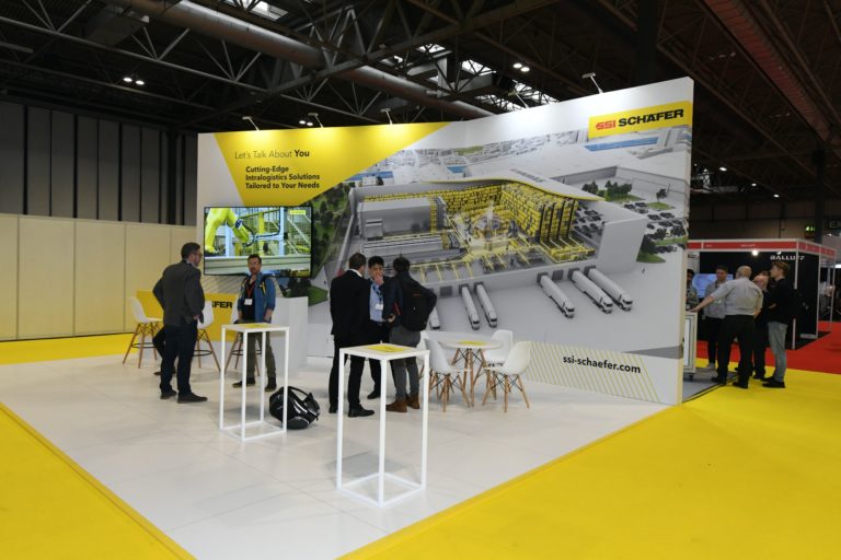 Brands for Less installs automated roaming shuttle in Dubai ...