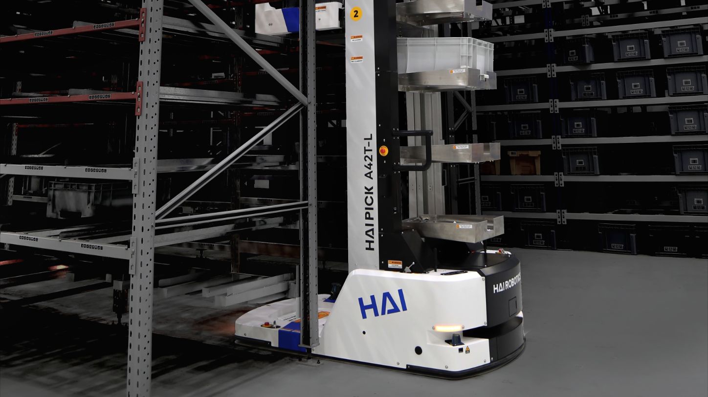Hai Robotics unveils new robot and picking solution | Logistics Manager