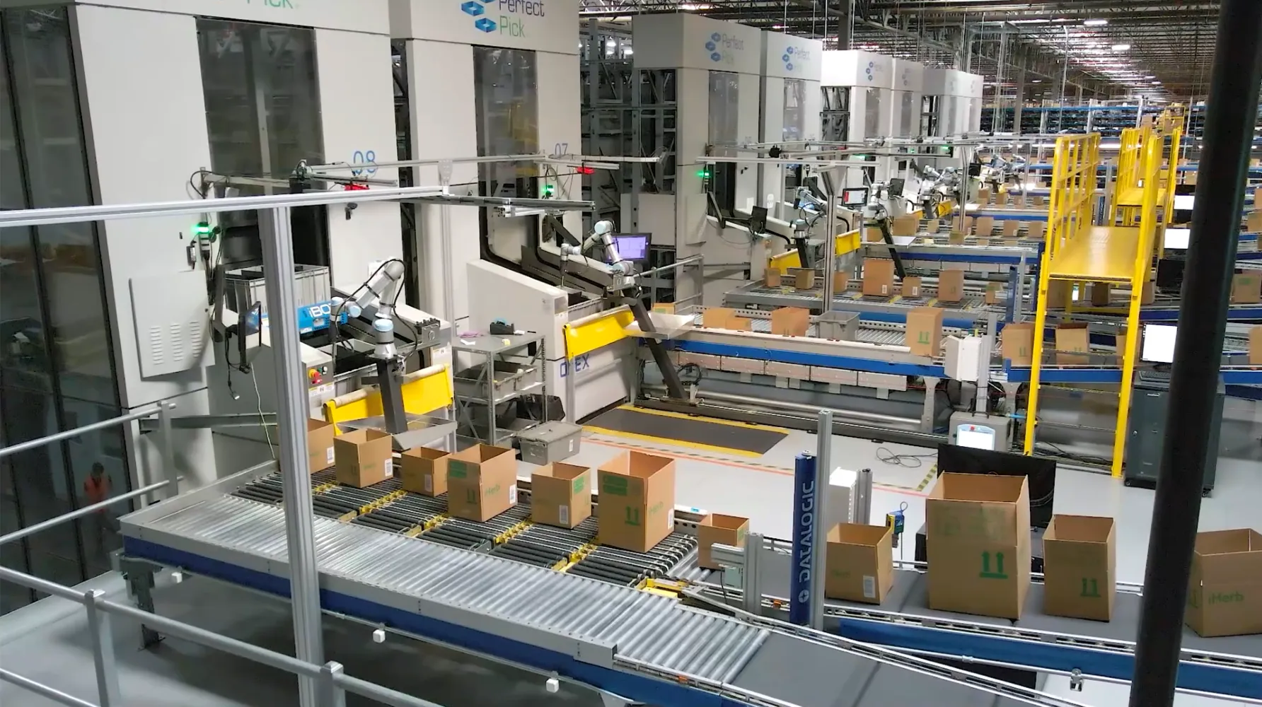 FedEx to work with robotics company to expand fulfilment offering ...