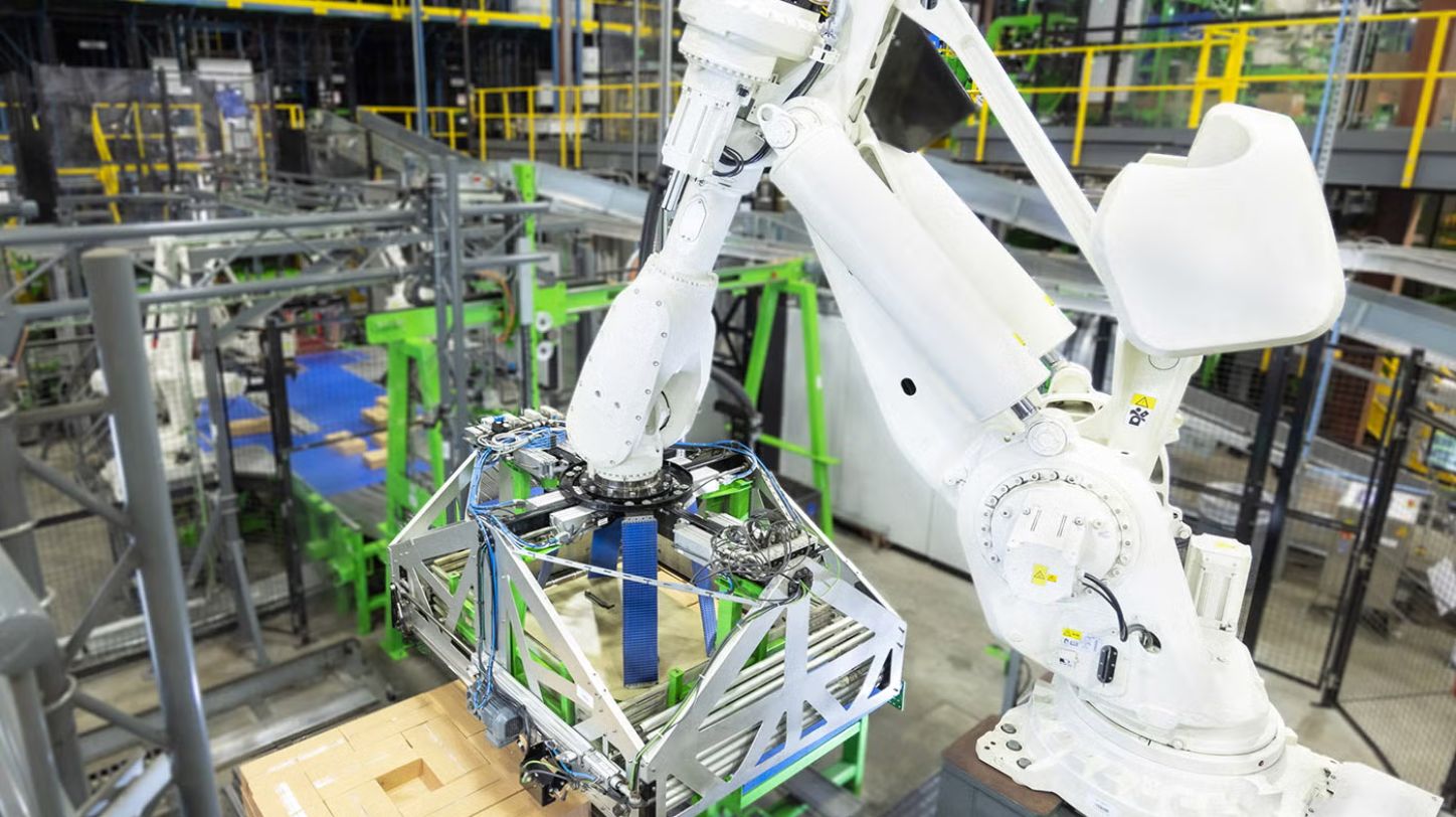 Medline to pilot Symbotic's AI-enabled robots at US warehouse ...